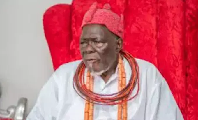 News -- Top Isoko monarch joins ancestors at 103